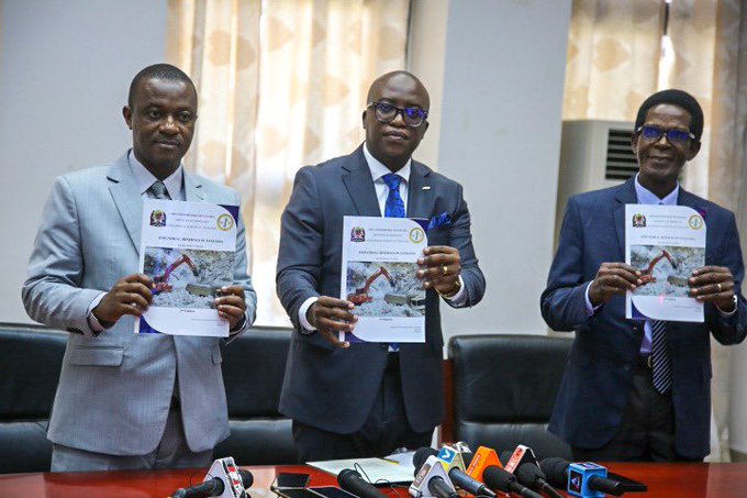 WAZIRI MAVUNDE AZINDUA TOLEO JIPYA LA KITABU CHA MADINI VIWANDANI ...