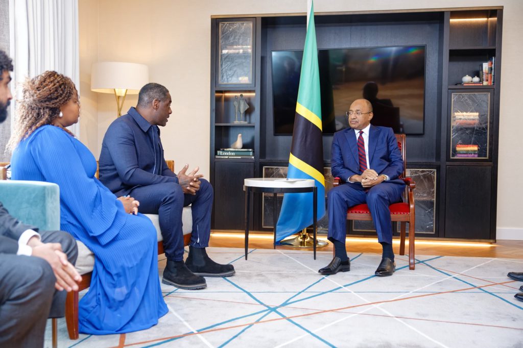 RAIS MWINYI AMEKUTANA NA MWIGIZAJI WA KIMATAIFA IDRIS ELBA - Kigogo Media